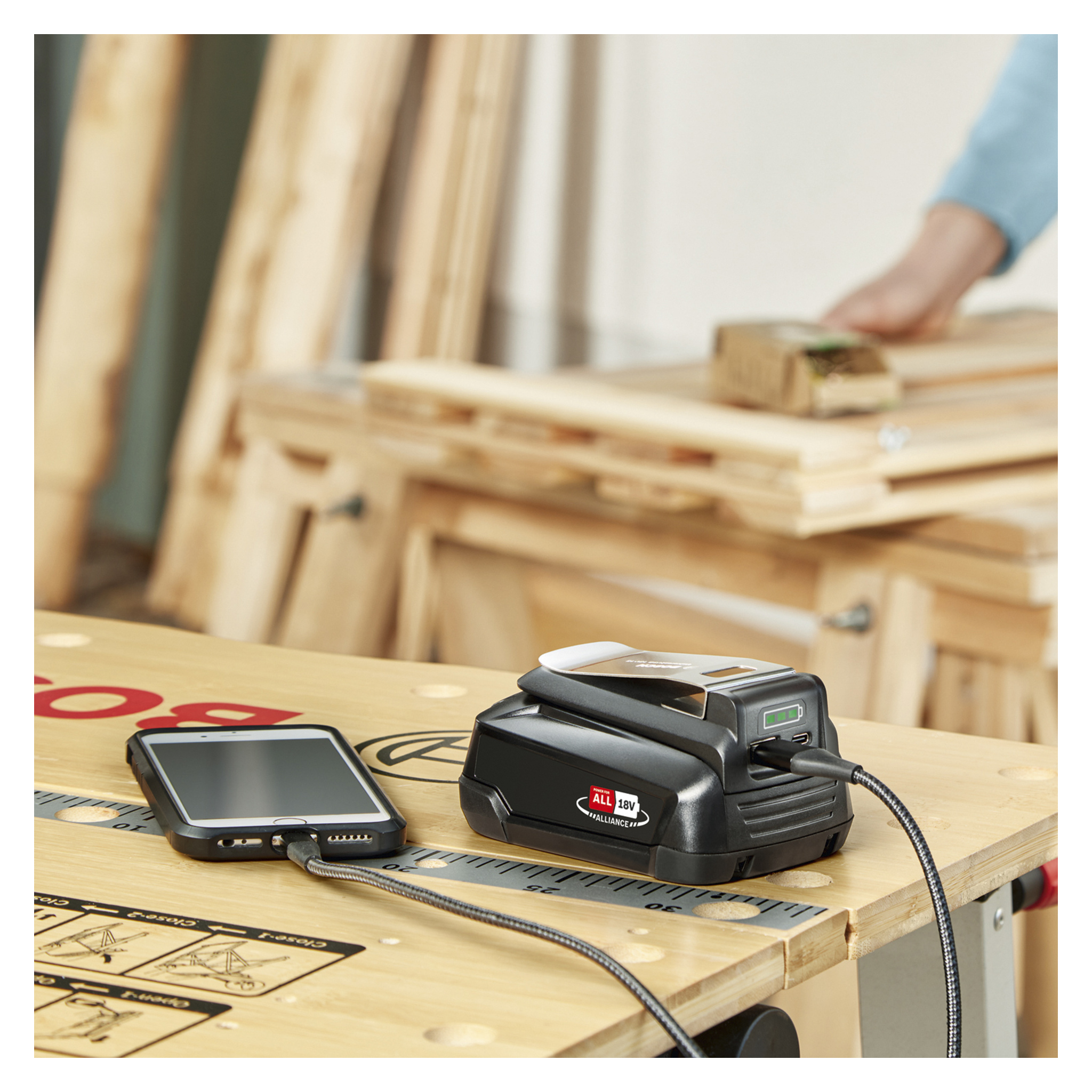 Batteridriven powerbank 18 V | Bosch Power 4 All Universal 18V-45 | Jula
